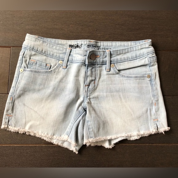 Mossimo Supply Co. | Shorts | Mossimo Shorts | Poshmark